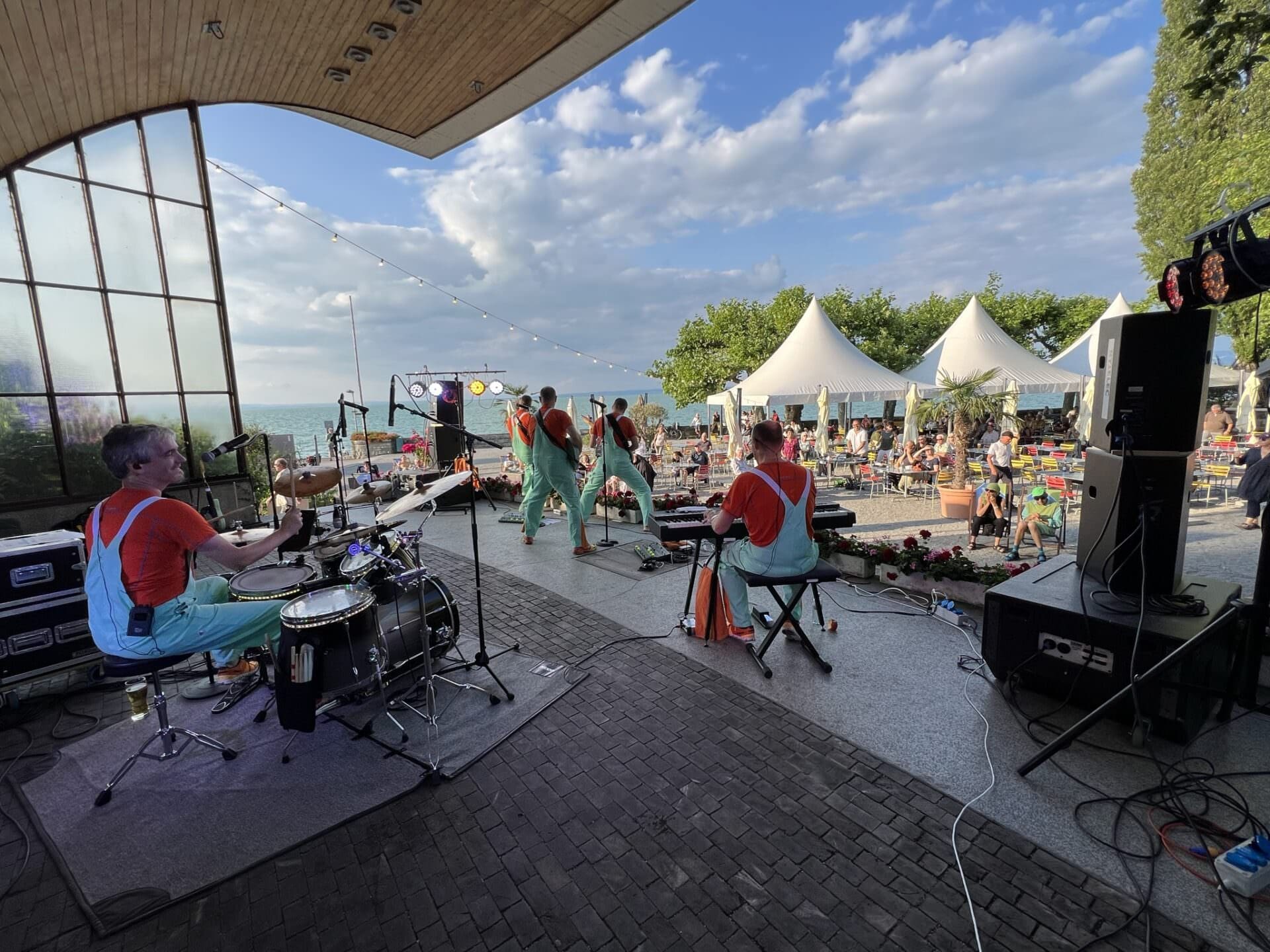 Stimmungsvoller Abend mit viel Rock'n'Roll im Pavillon - Rorschacher Echo